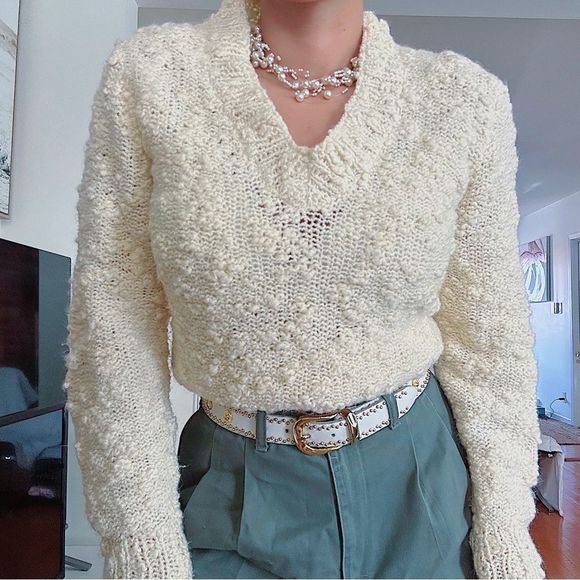 Vintage | Sweaters | Vintage8s Retro Chunky Granny Deep Vneck Fitted ...